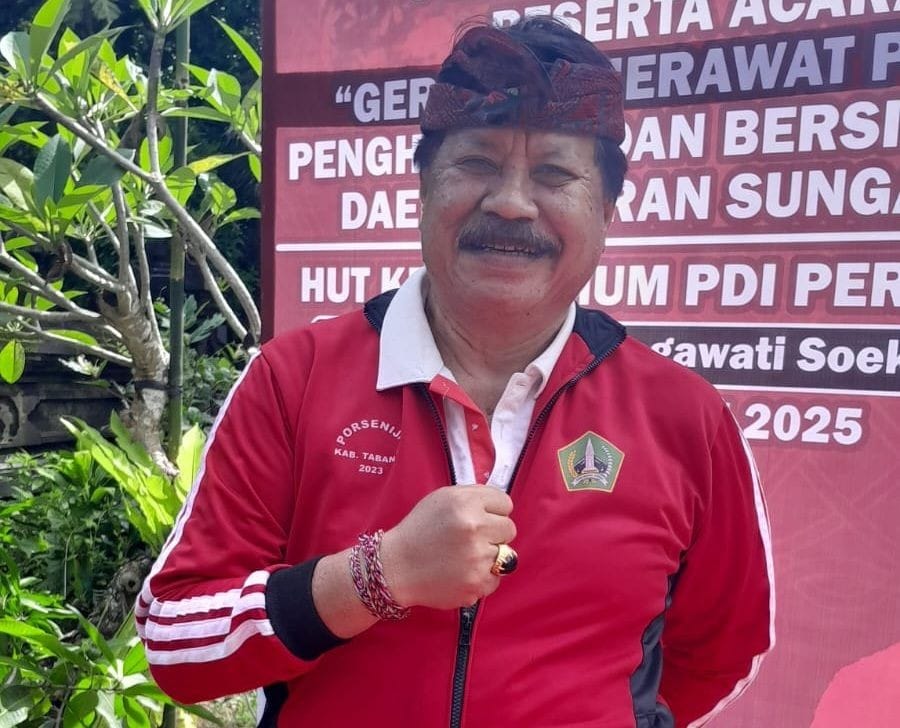 Jelang Dilantik, Dirga Sudah Siap PDU, Sembahyang dan Melukat di ...